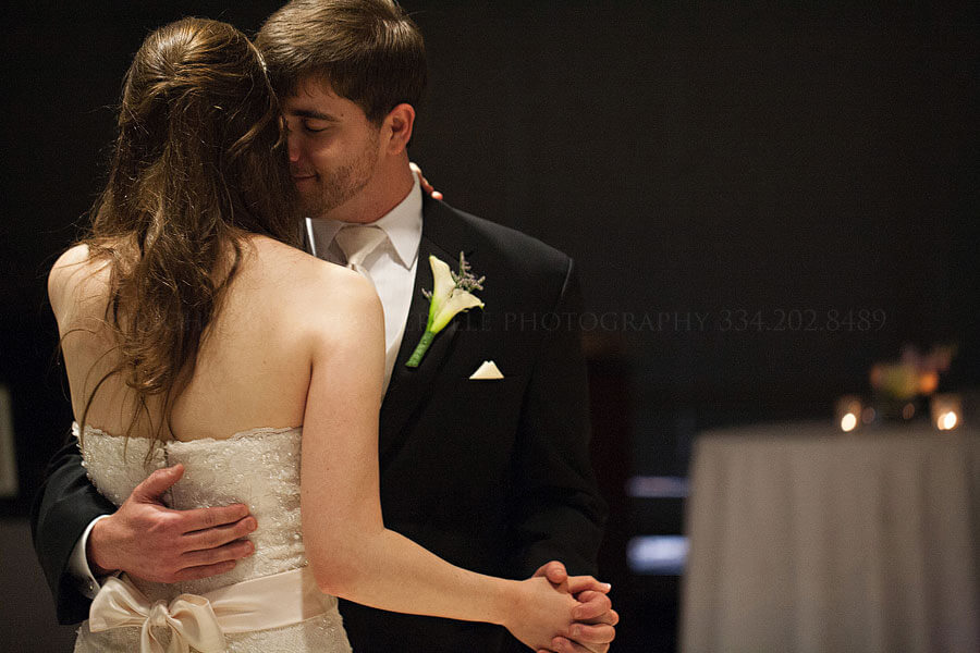 A Classic Southern Wedding in Troy Alabama, photographed by Julie Lowry